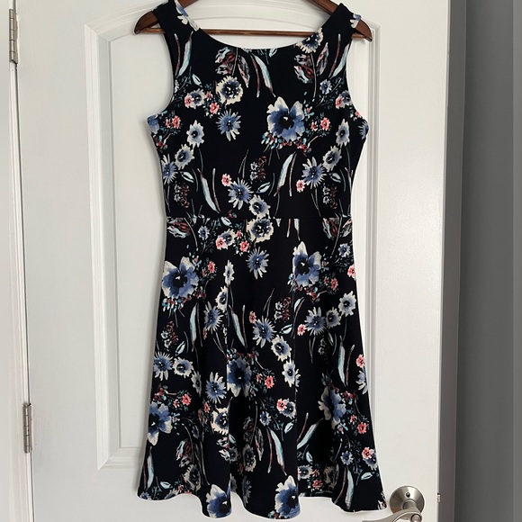 Kaileigh | Dresses | Nwt Large Knit Floral Skater Dress From Stitch Fix ...